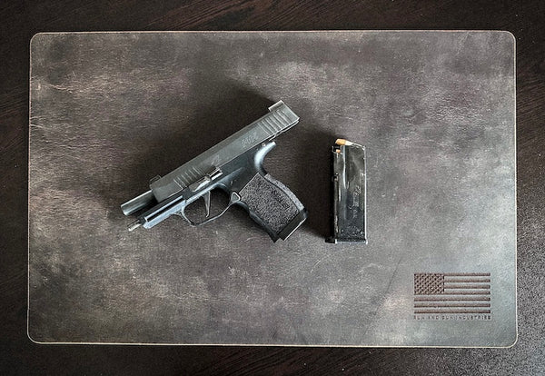 Leather Pistol Mat - RUNGUN.US